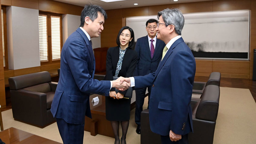 Director General Tang Visits Republic of Korea, Meets President, Senior ...